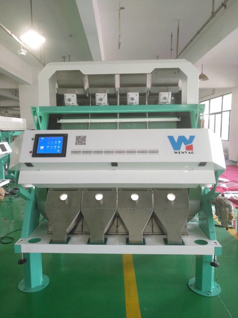 CCD Optical Rice Color Sorter , 4 Chutes Wheat Color Sorting Machine